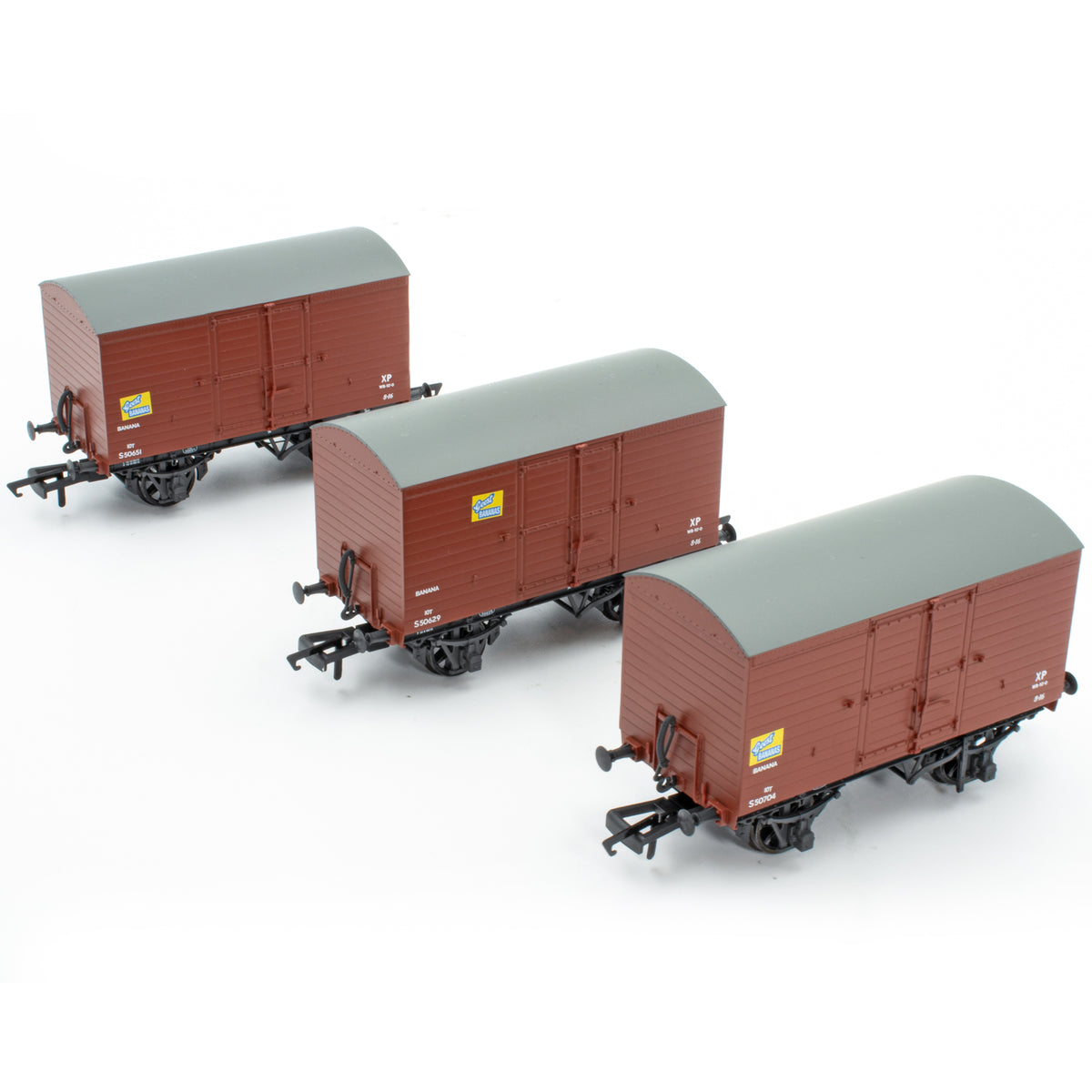 SR D1478 Van - British Railways - Triple Pack 1 — Accurascale